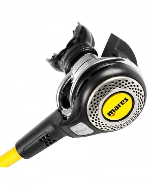 Beyond Limits - Scuba Diving Equipment by MARES in Egypt